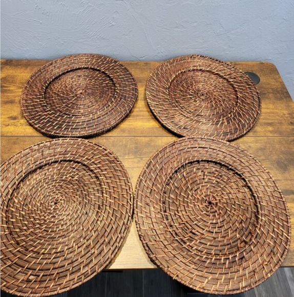 Unmarked Rattan Wicker Charger Plates | Accents | Vintage Wicker Rattan ...